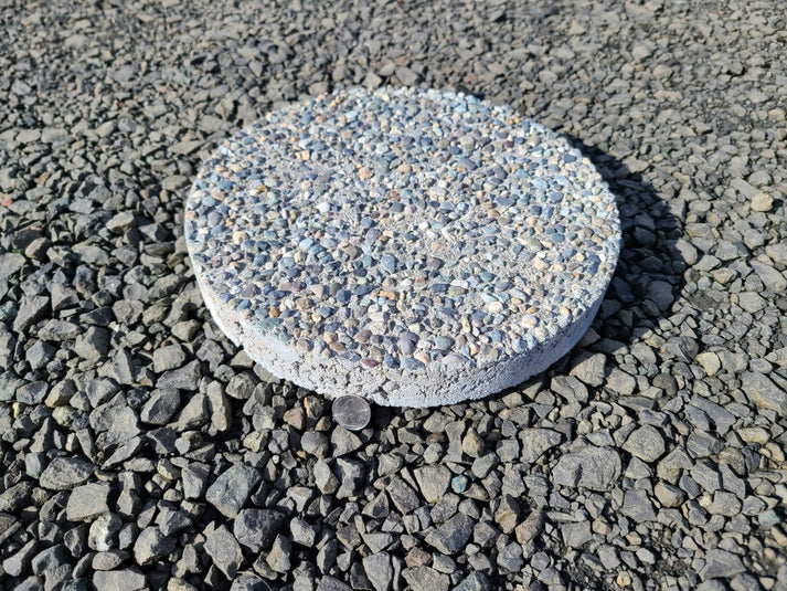 24" Round Exposed Aggregate – Rock Gardens